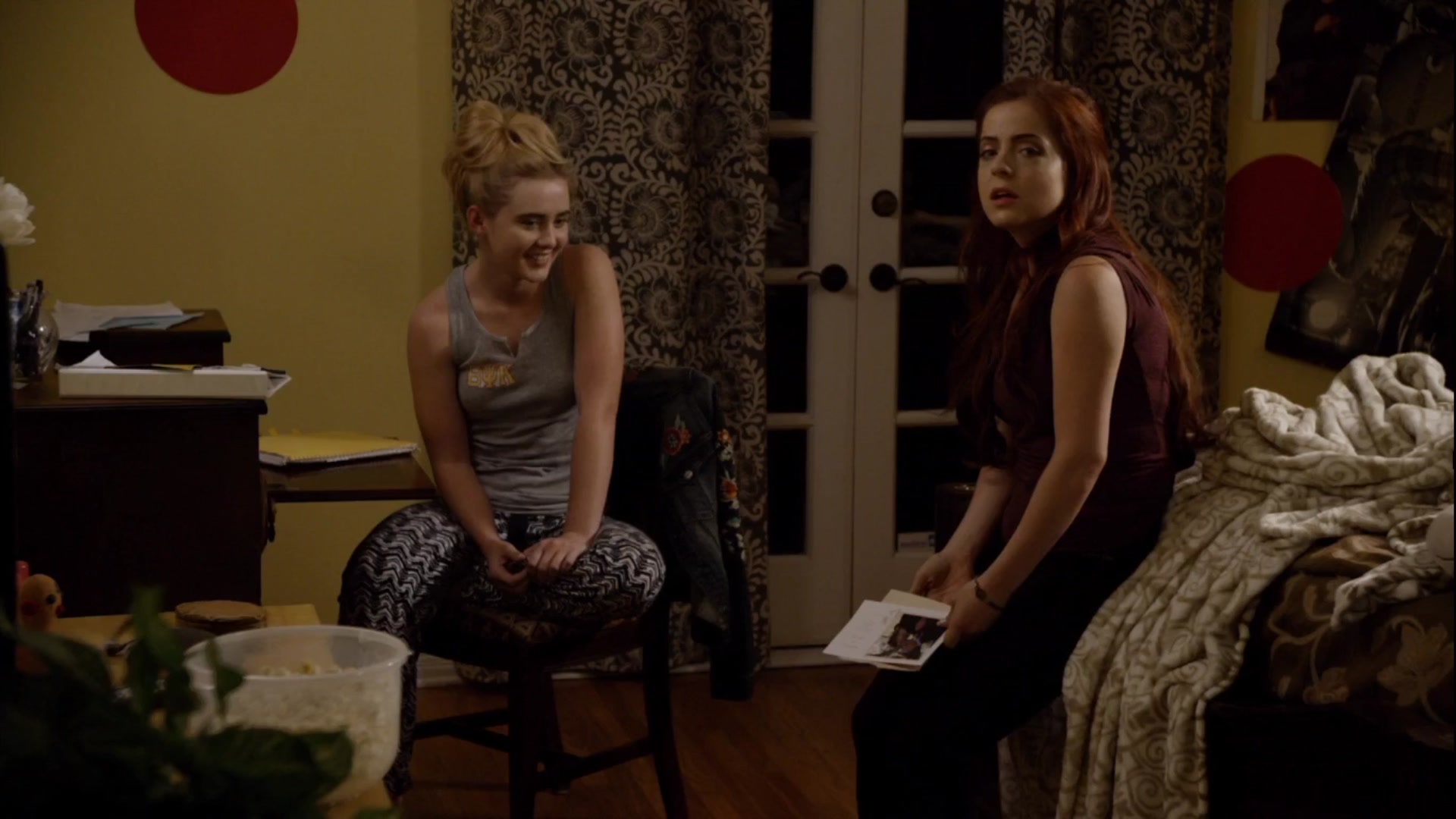 Movie Screen Captures - 0216 - Starring Kathryn Newton