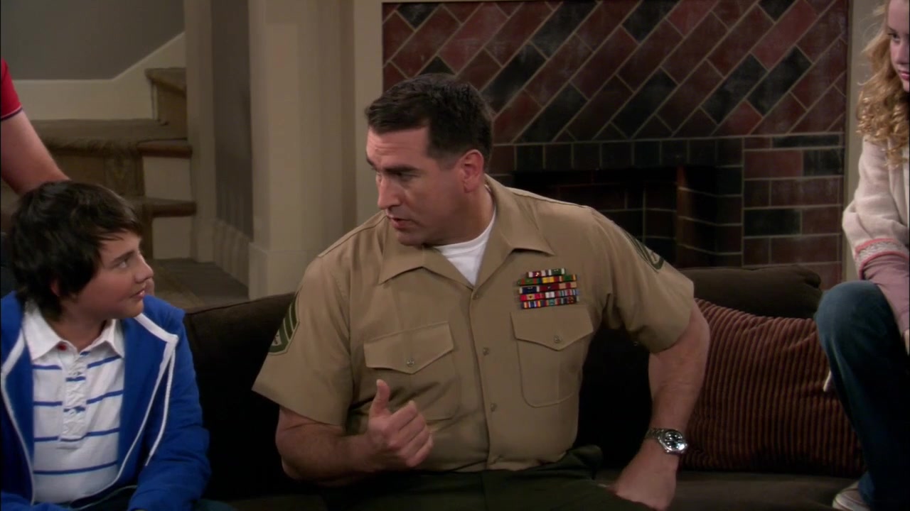 1x19 - Gary and His Half Brother - 0047 - Starring Kathryn Newton