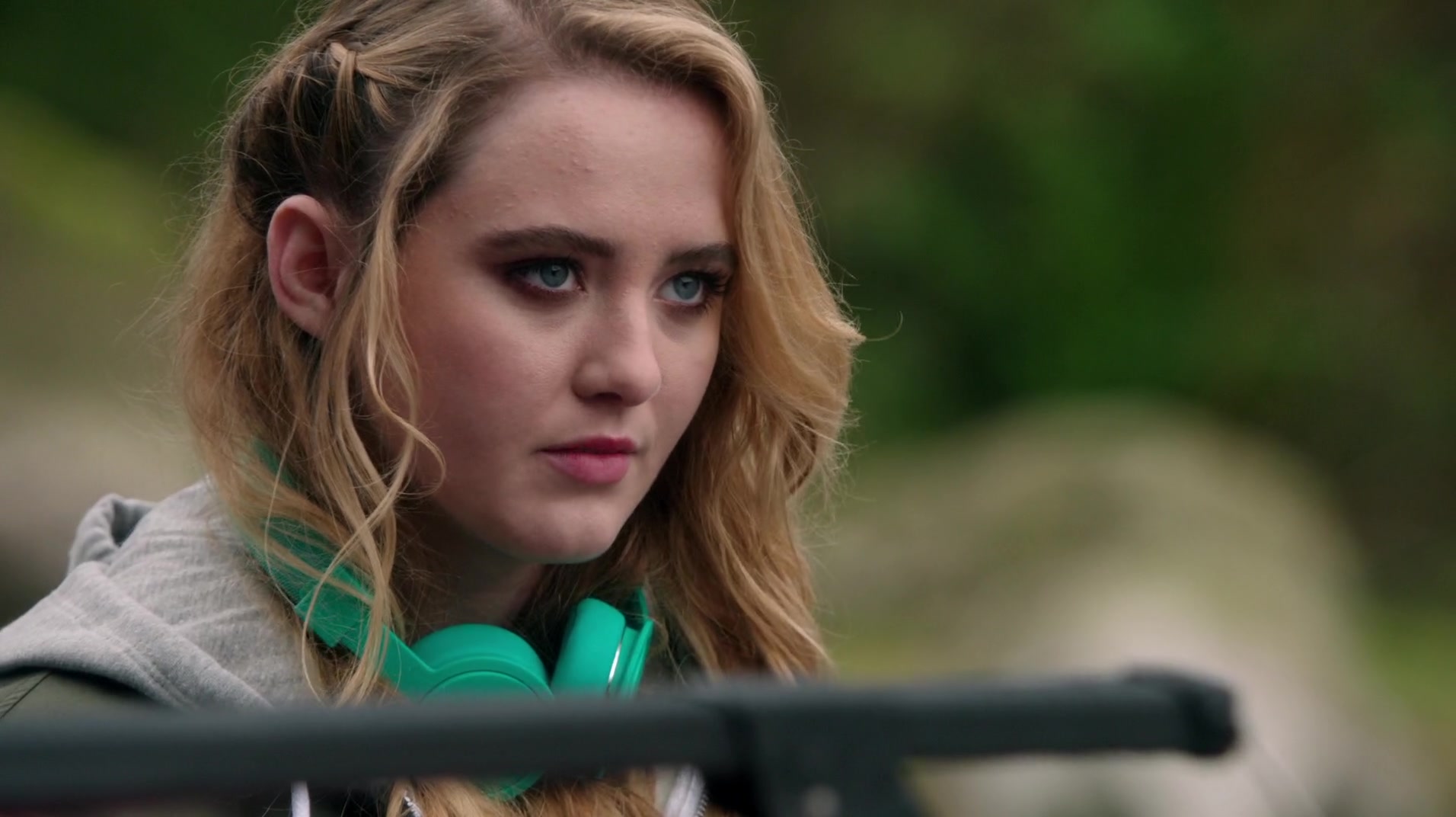 12x16 - 'Ladies Drink Free' Screen Captures - 0233 - Starring Kathryn Newton